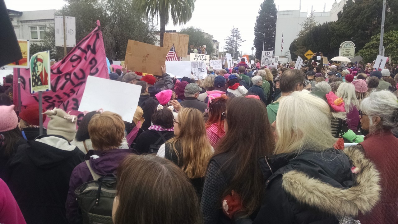Locals join Women's March in Santa Cruz | BenitoLink