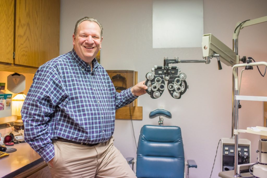 Hollister Optometrist, Theaker named Optometrist of the Year | BenitoLink