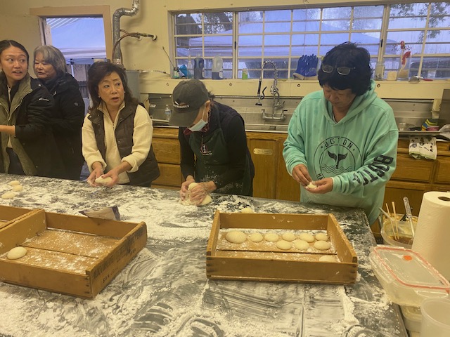 Keeping the tradition of Mochi making alive | BenitoLink