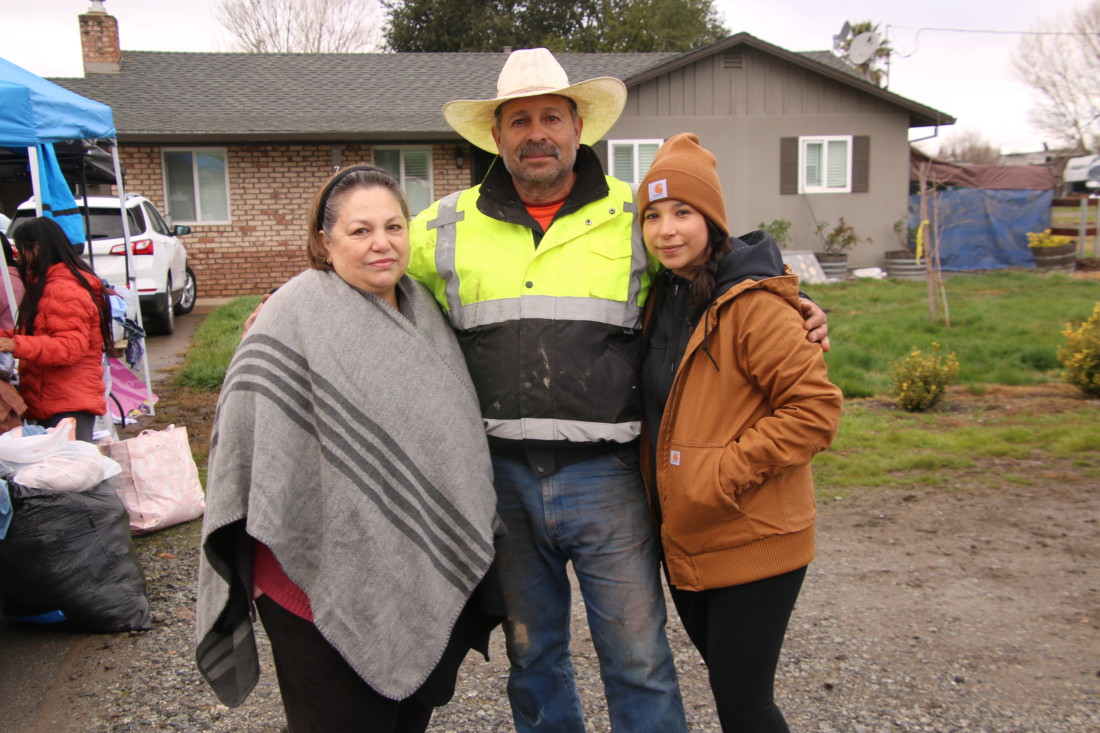 Siblings defied roadblock to save parents and animals in Lovers Lane ...